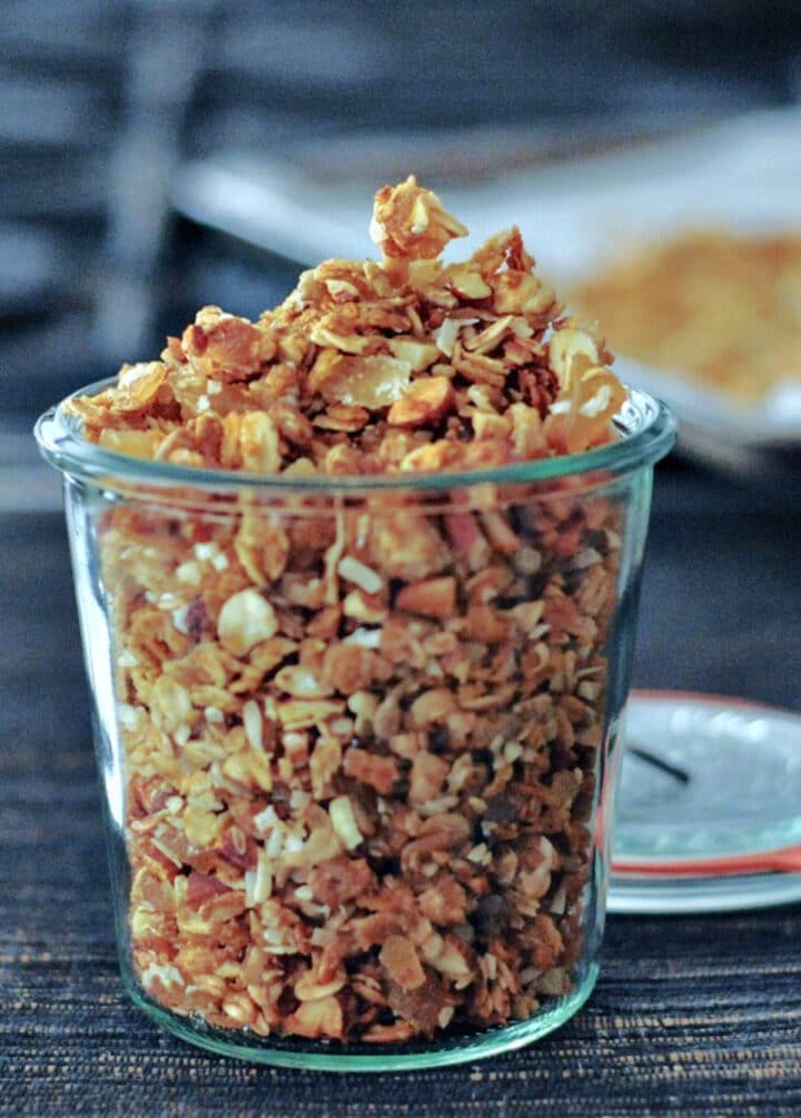 Ginger Vanilla Granola