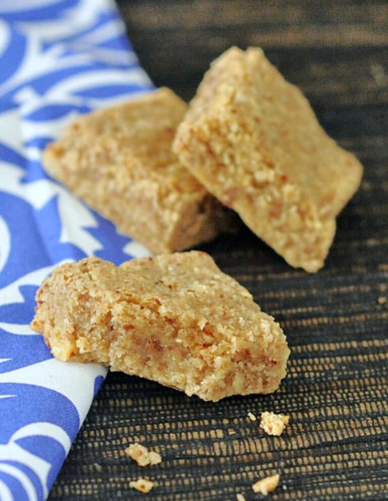 Cardamom Cookie Bars