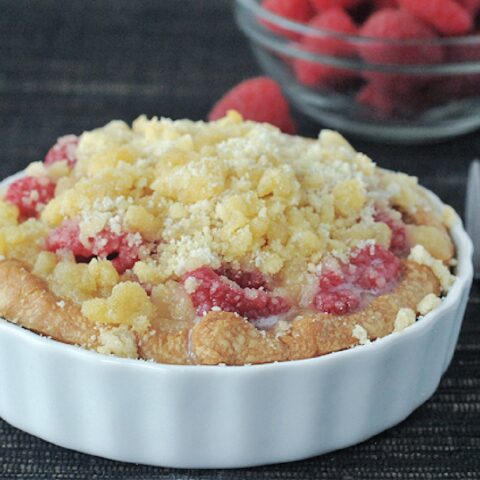 Raspberry Crumble Pie